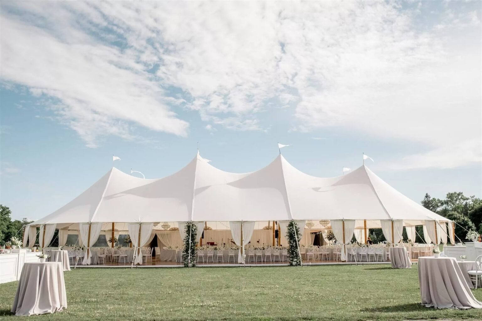 Fiestas de Carpa, Reuniones y Eventos Clave: Una Guía Completa | Kaboom ...